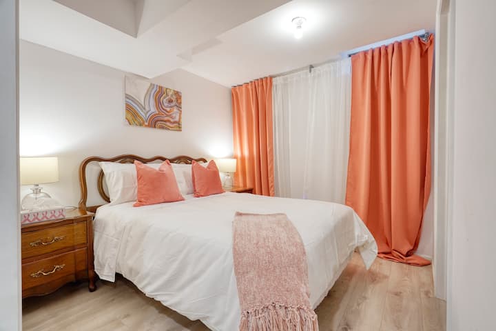 Cozy 1brm Fast Wi-fi+parking Sleeps 4 - Markham