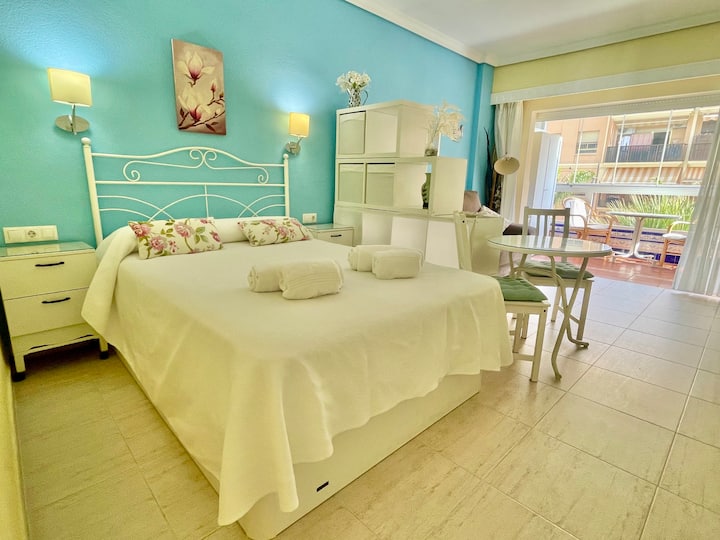 Central Beach Appartment & Free Parking In Hotel - Fuengirola