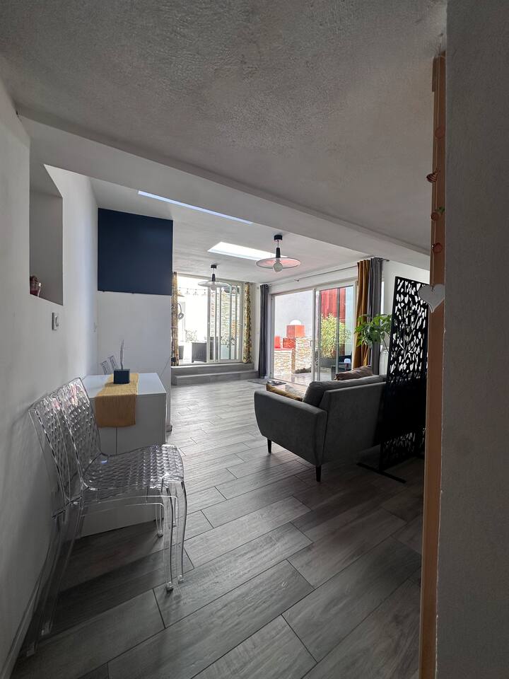 Maison De Village - France