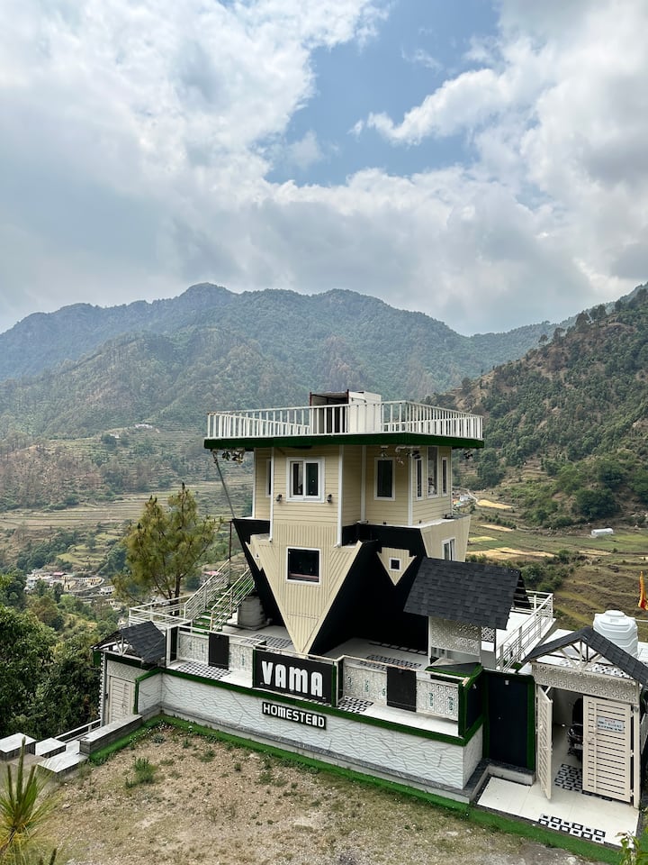 The Inverted Villa: Dhanaulti/surkunda Devi Temple - Kanatal