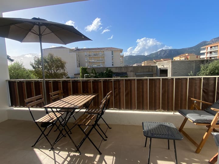 Appartement T2 Central à 200m De La Plage - Calvi