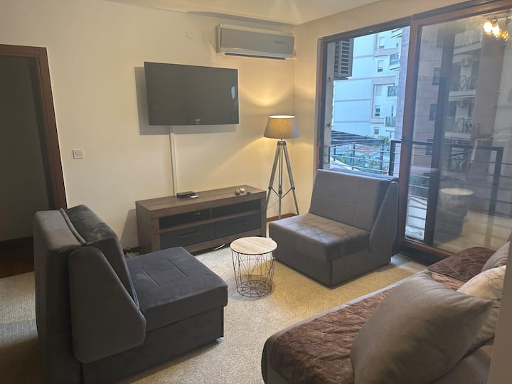 Mik Apartments Heart Of Budva 1+1 40 Sqmeter - Budva