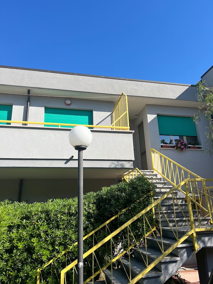 Semplice Appartamento Al 1 Piano - Vasto