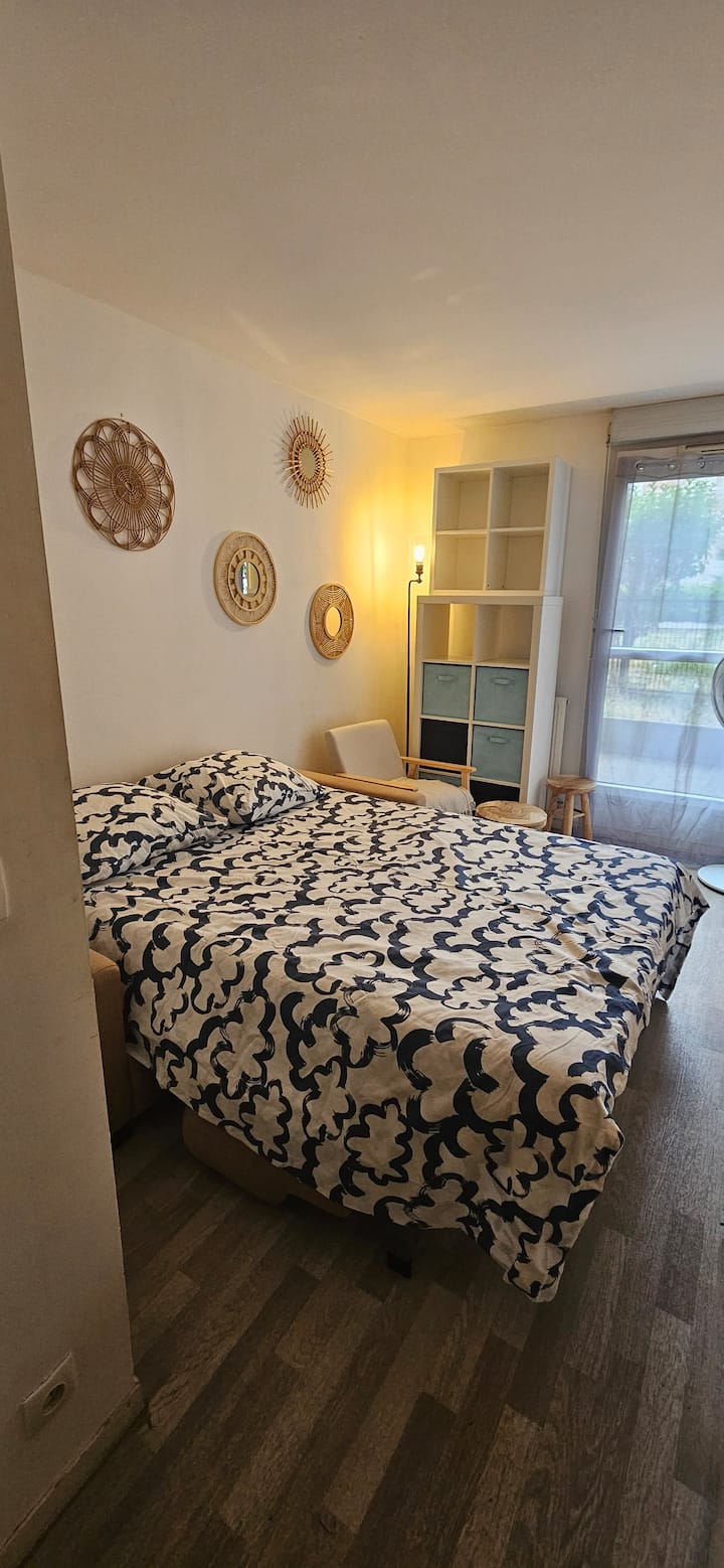 Une Chambre Douillette - Saint-Denis, France