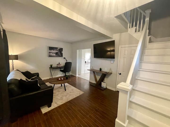 Downtown Retreat - Moncton