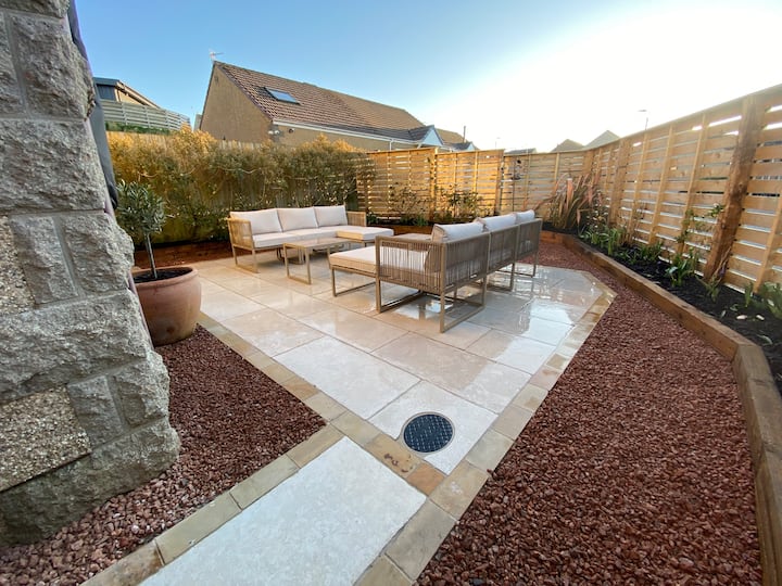 2 Bed Home 5 Min Walk To Beach! - Moray