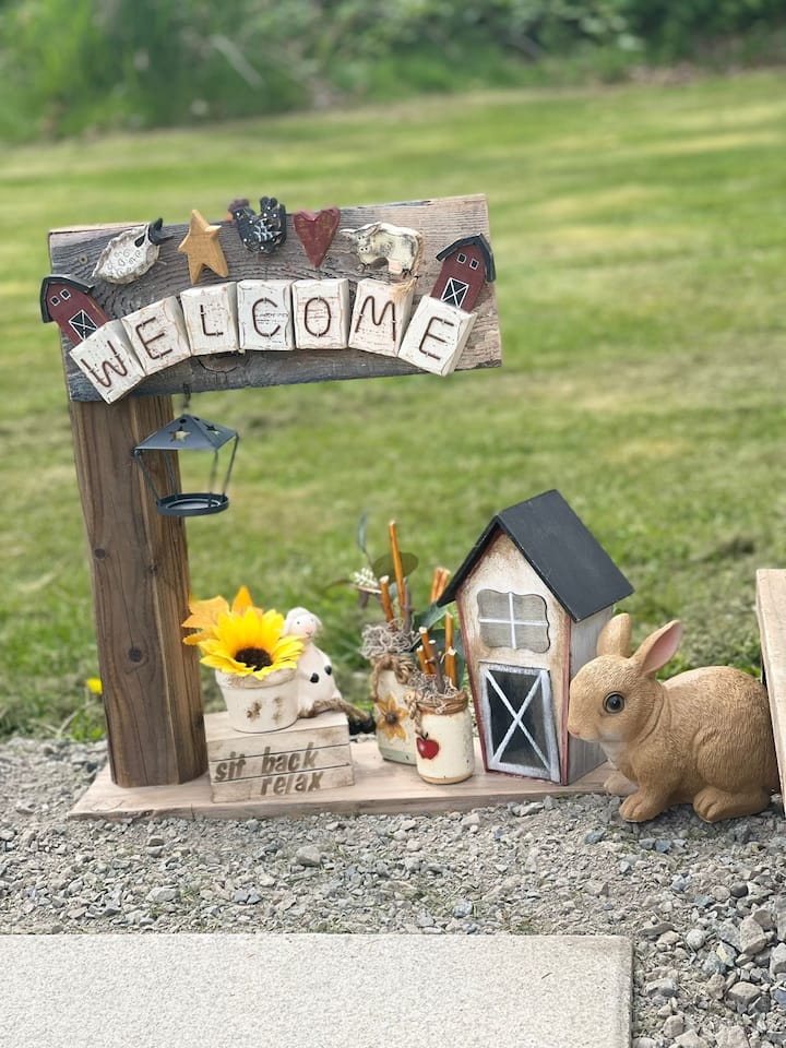 43ave Farmhouse  With Nature & Animals In Langley - Aldergrove