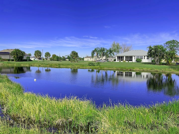 Lakefront Getaway - Burnt Store Marina