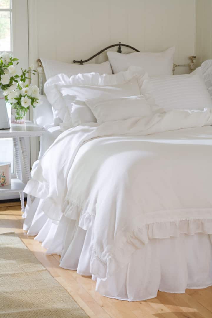 Upscale Group Stay. Sleeps 16. Near Cedar Point. - Sandusky, OH