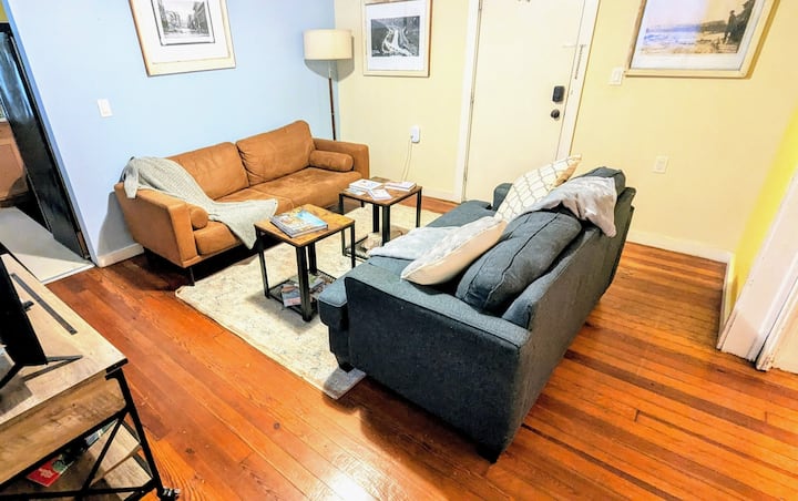 Downtown Rustic Oasis - Cyclists & Pets Welcomed! - Cumberland, MD