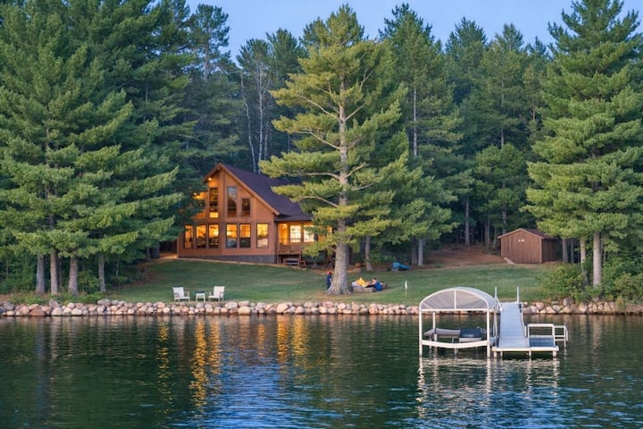 7-acre Lakefront • Pickleball, Tennis & Sand Swim! - Nisswa, MN