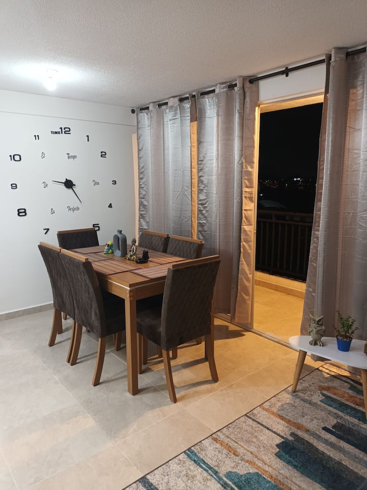 Apartamento Acogedor Con Ambiente Familiar - Popayán