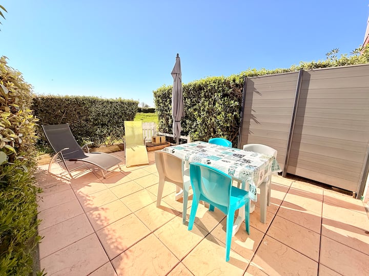 Amoureva/front De Mer/piscine/parking/richelieu - Agde