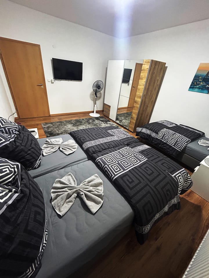 Sehr Gepflegter Ferienwohnung - Colonia