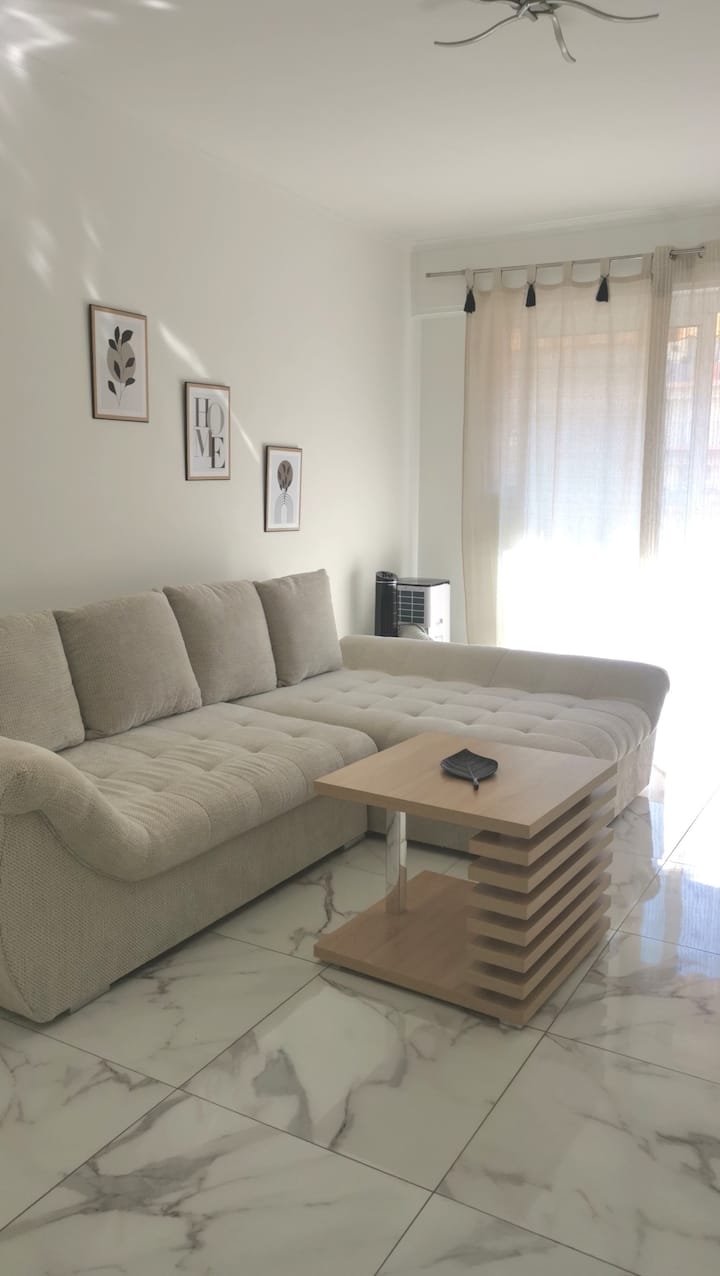 Charmant Studio Tout éQuipé Au Centre Ville - Cagnes-sur-Mer