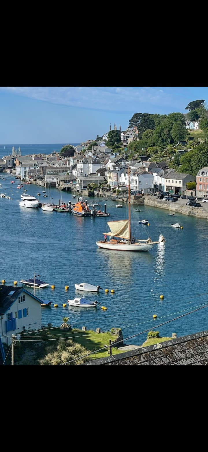 The Blue Cottage – Dog Friendly Historic Cottage - Fowey