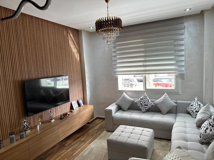 Modern Islane 2br: Pool & Prime City Location - Agadir