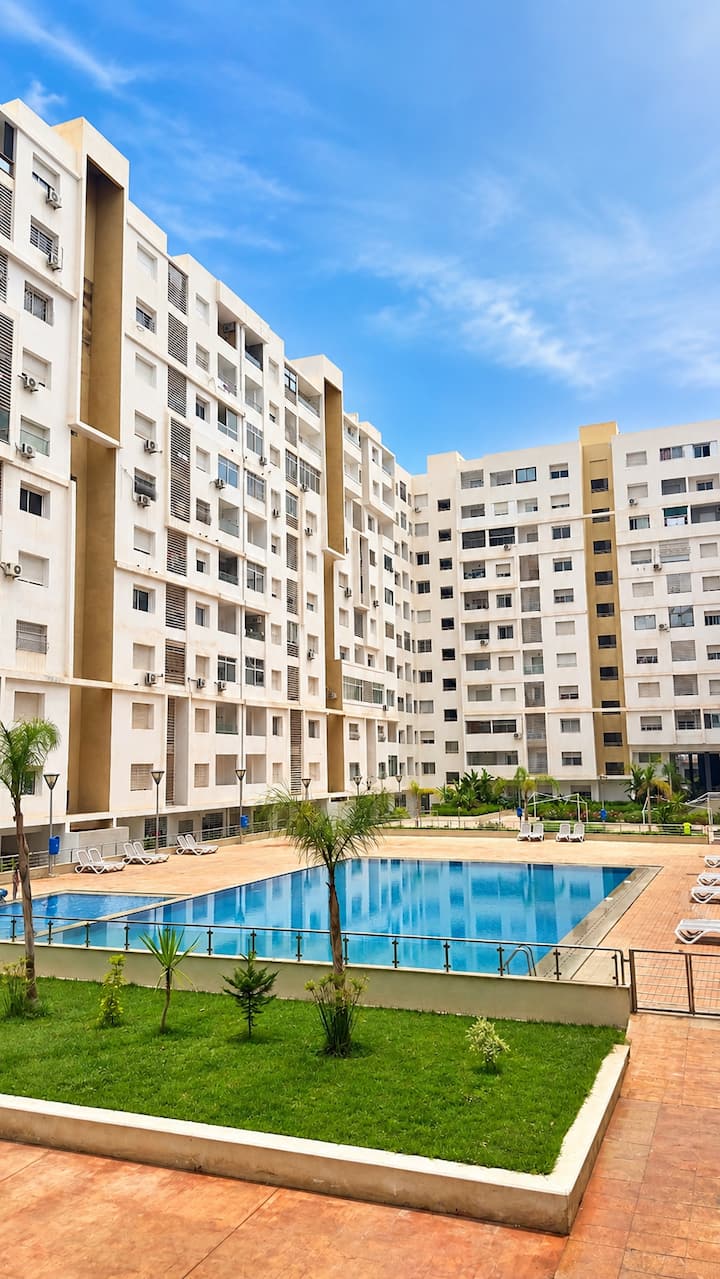 Poolside Apt, Close To Marina, Great Location - Agadir