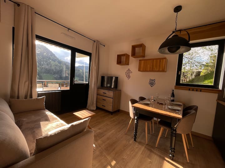 Appart.charmant à La Clusaz. Vue Sur Les Montagnes - La Clusaz