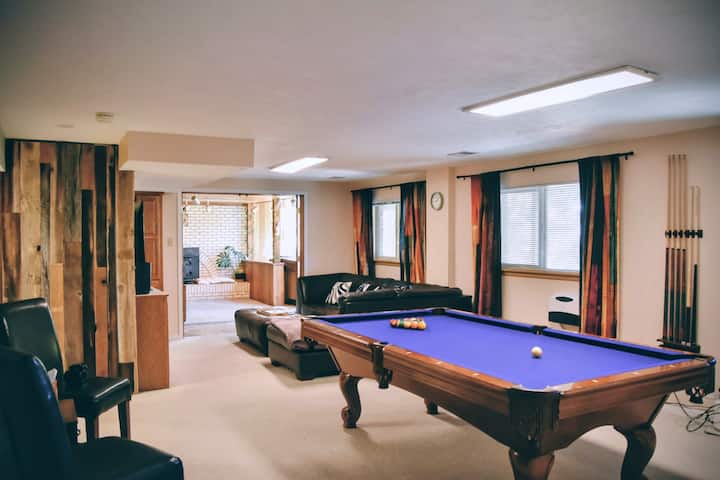 9 Min To Red Rocks! Hot Tub, Pool Table, 2 Bd Room - Morrison, CO