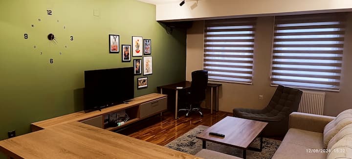 Spacious, Modern Apartment With A Great View - 북마케도니아