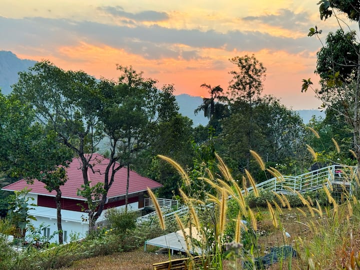 Lovely Nature Glamping - 2 Bedroom Farmstay - Idukki