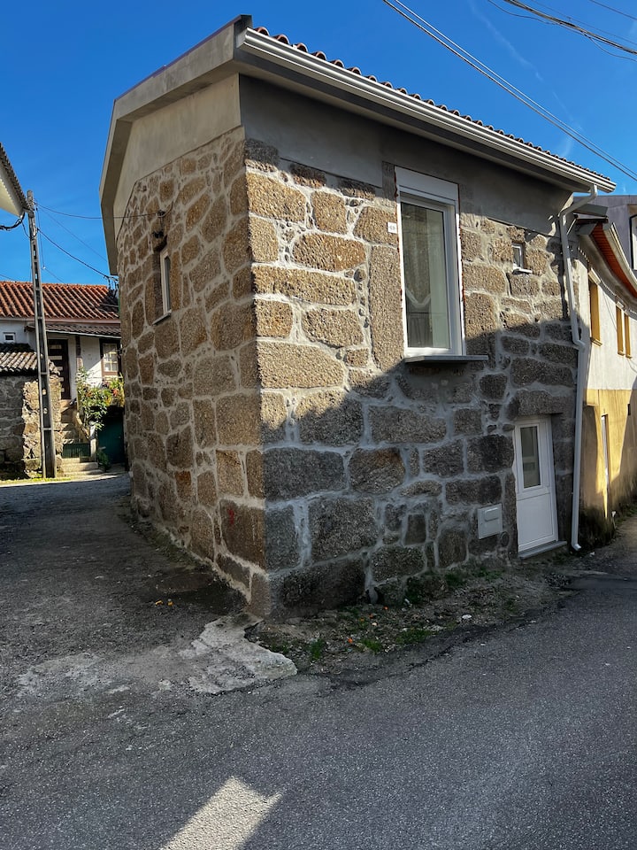 Maison T1, 5 Mn De Viseu - Viseu District