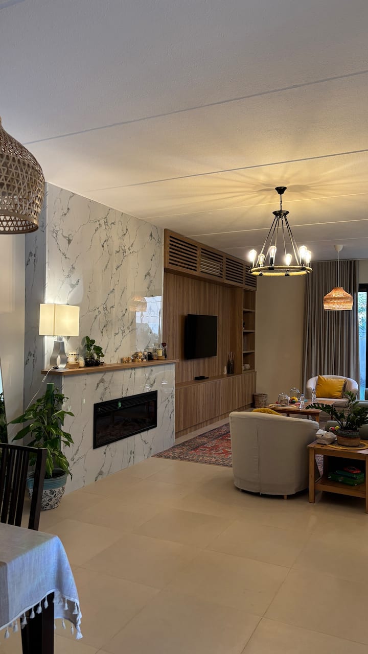 Sedra| 2br, 60”tv, Huge Lr , Garden , Self-entery - Riyadh