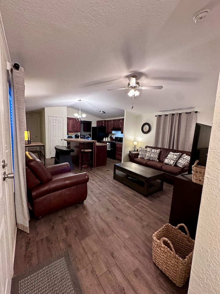 #2 Comfy Cozy Quiet & Safe Fully-furnished Home - Midland, TX
