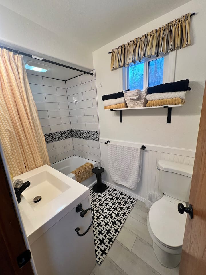 The Nest - Affordable And Centrally Located - Soldotna, AK