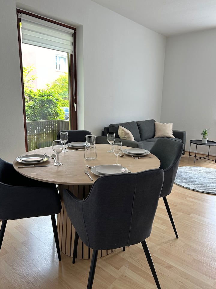 Ruhiges Renoviertes Appartement In Citynähe - Hannover