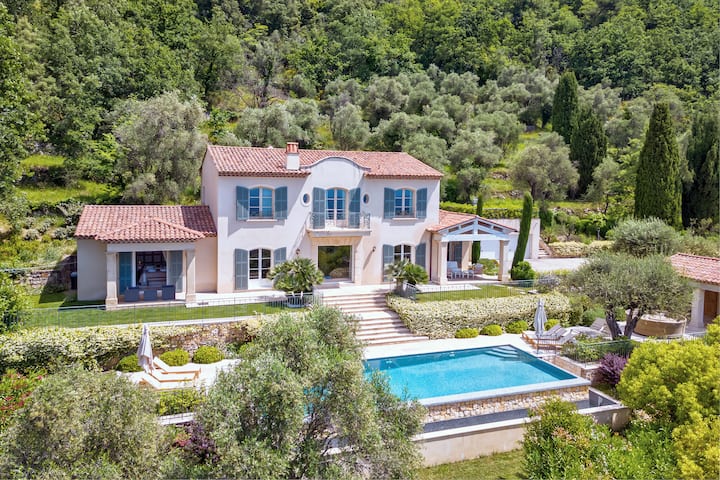 Luxueuse Villa Avec Vue Imprenable - Grasse