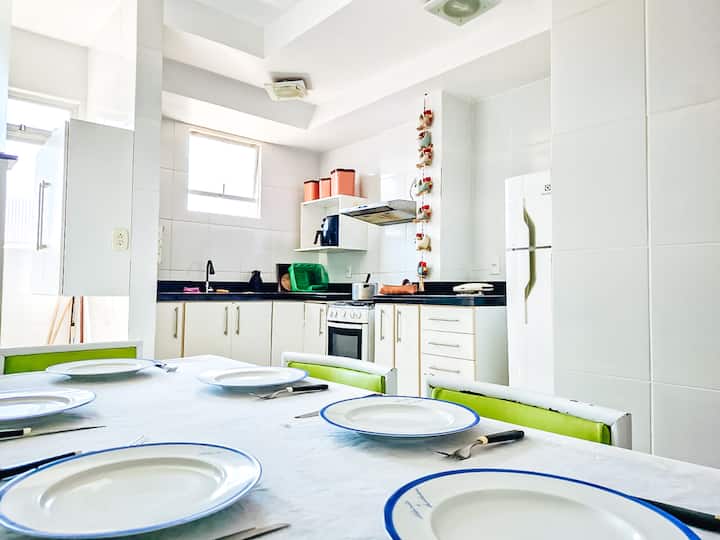 Duplex C/ Elevador Em Cabo Frio - Próx. à Praia - Cabo Frio