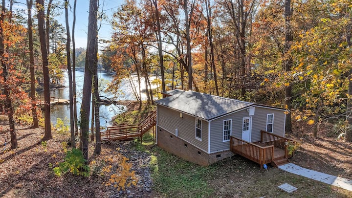Lakefront Home W/ Dock! - Lexington, NC