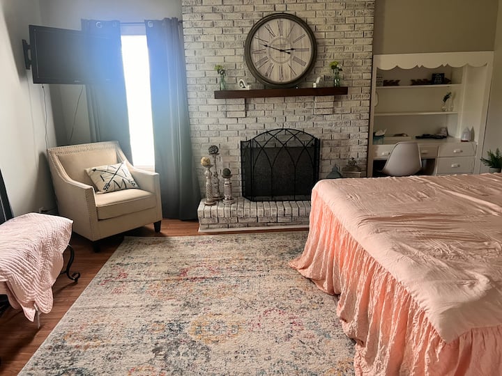 Mayberry Cottage - Mount Airy, NC