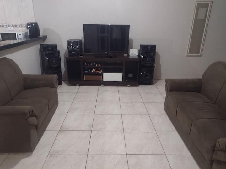 Casa Em Pirassununga - Pirassununga