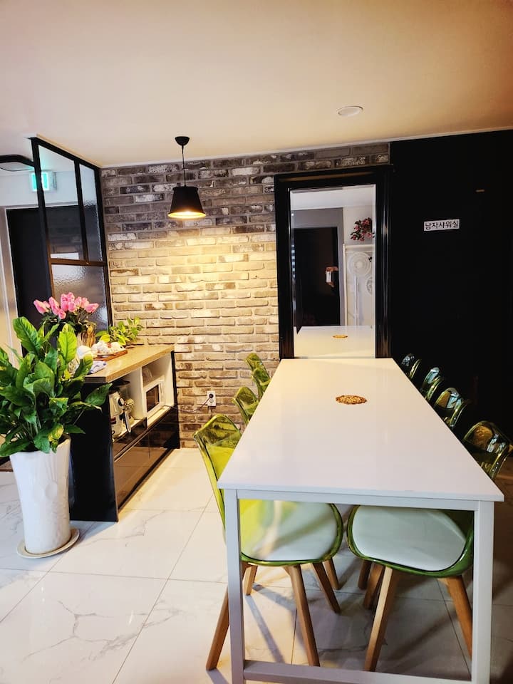 [2room,3room공간임대]대흥동번화가,성심당도보5분,야구장10분 - Daejeon
