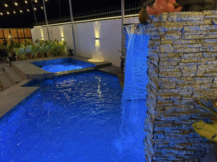 Budget Friendly, Comfy Staycation, Bali Inspired - Tiaong