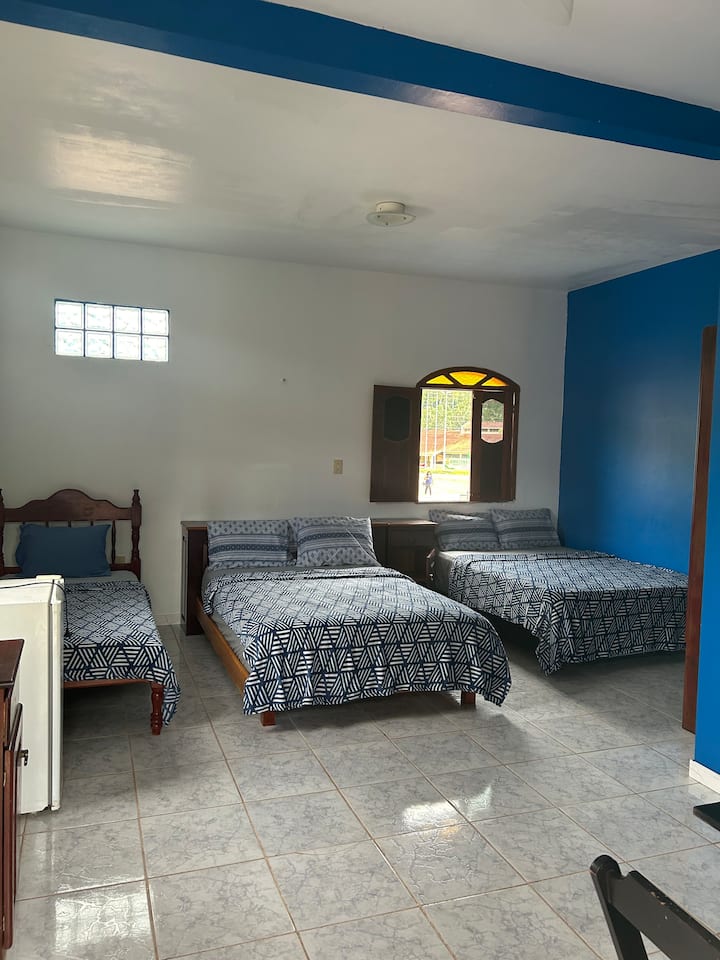 Quarto Mobiliado - Presidente Figueiredo