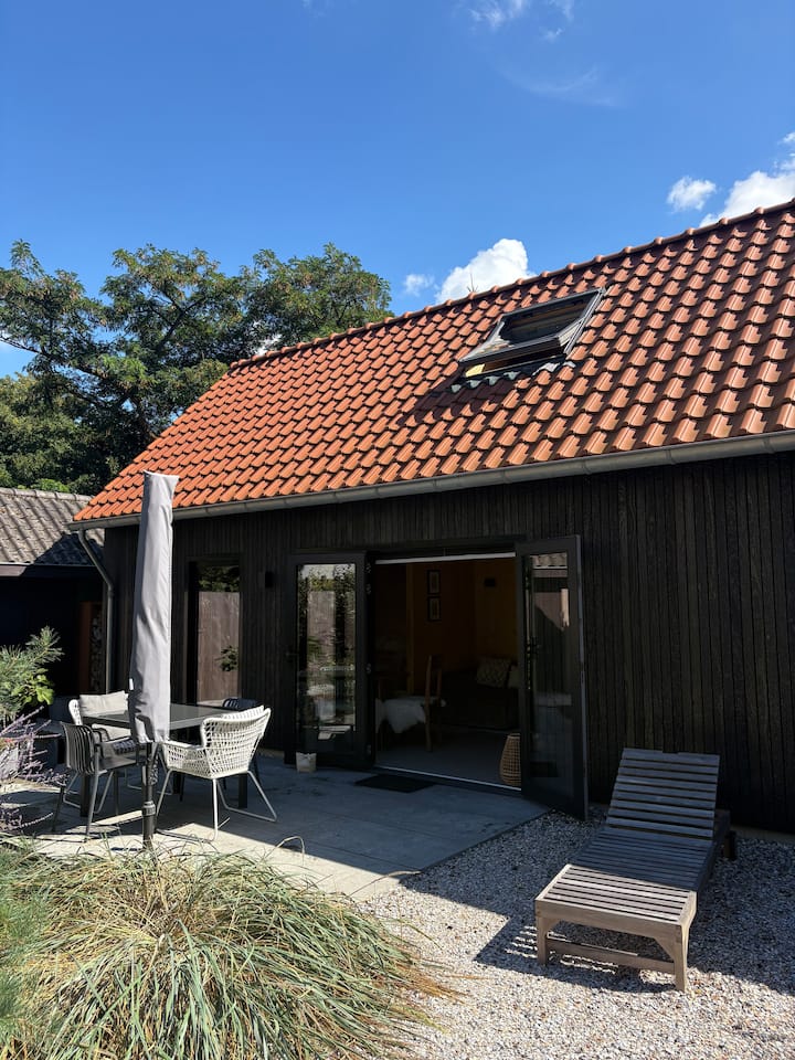 Guesthouse Schoorl. Heerlijk Gelegen Aan Het Bos - Schoorl