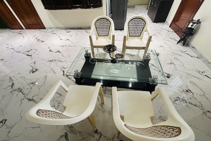 Private2bhk/wifi/kitchen/ Balcony/smart Tv/parking - Amritsar