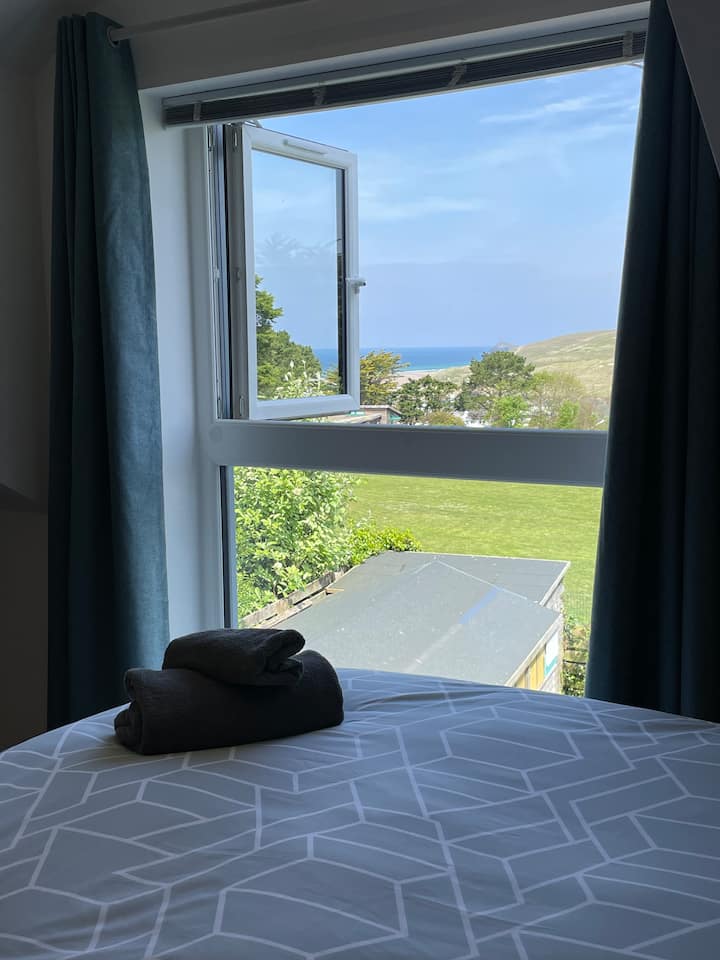 Two Bedroom Annexe With Sea Views In Perranporth - St Agnes