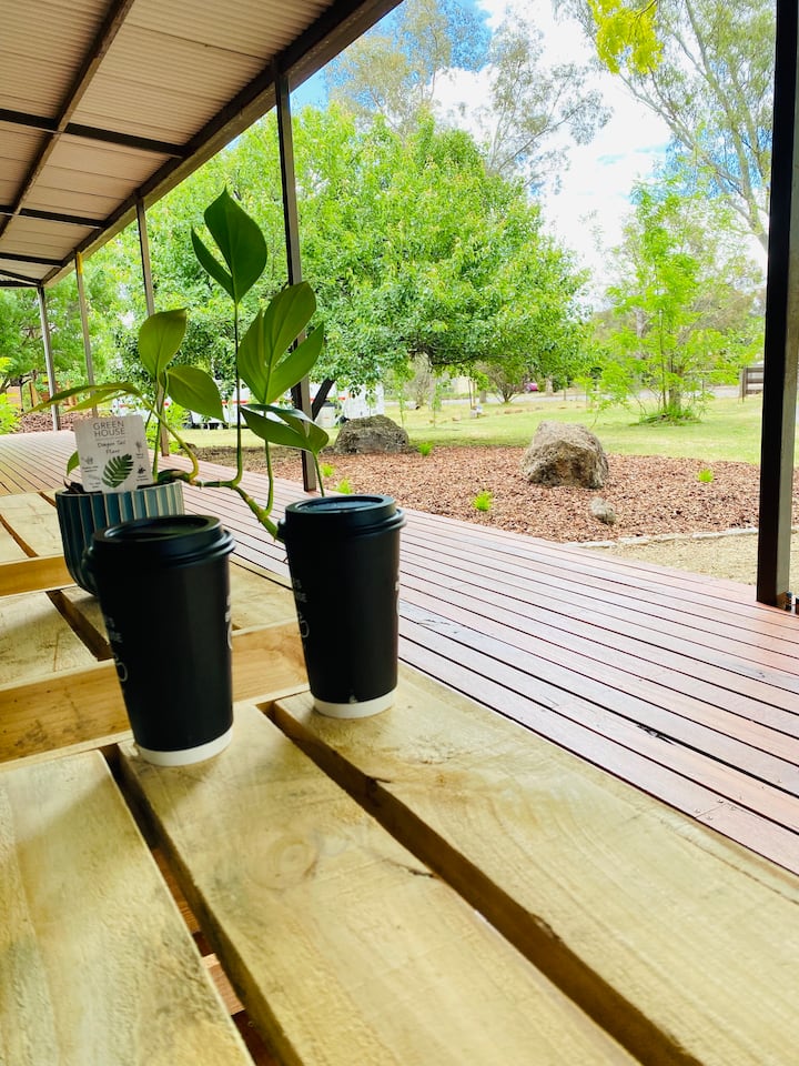 Viola Estate Homestead - Nature Retreat - ベンディゴ