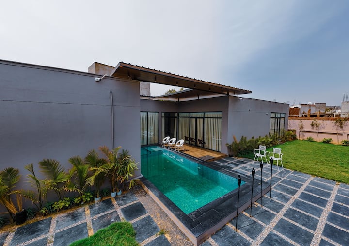 La Retreat By Pinnacle Suites - Jaipur