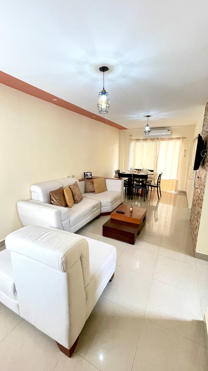 Casa Completa En Zona Estratégica De Portoviejo - Portoviejo