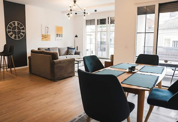 Cobble Street Apt | Old Town Center | 2 Bathrooms - Kosovo