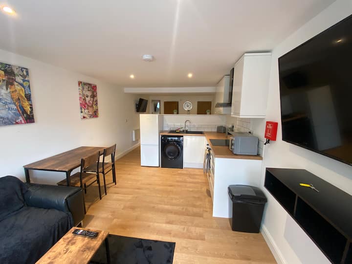 Rentals Leicester - Free St Parking - Leicester
