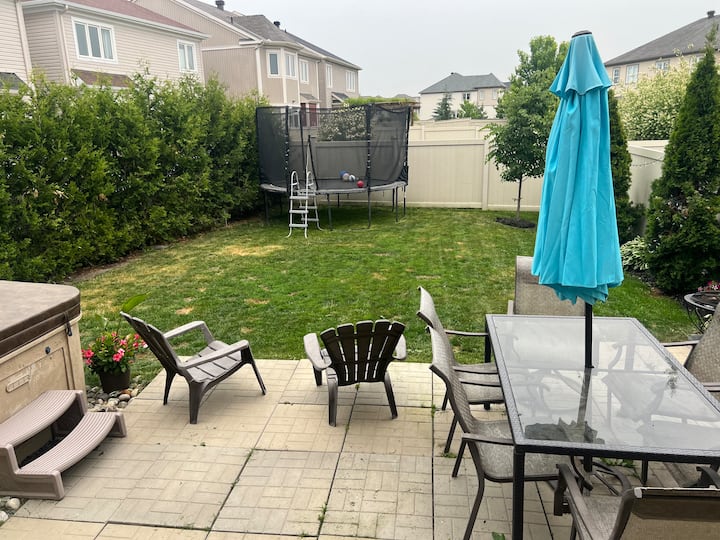 Large Ottawa Summer House - Ottawa