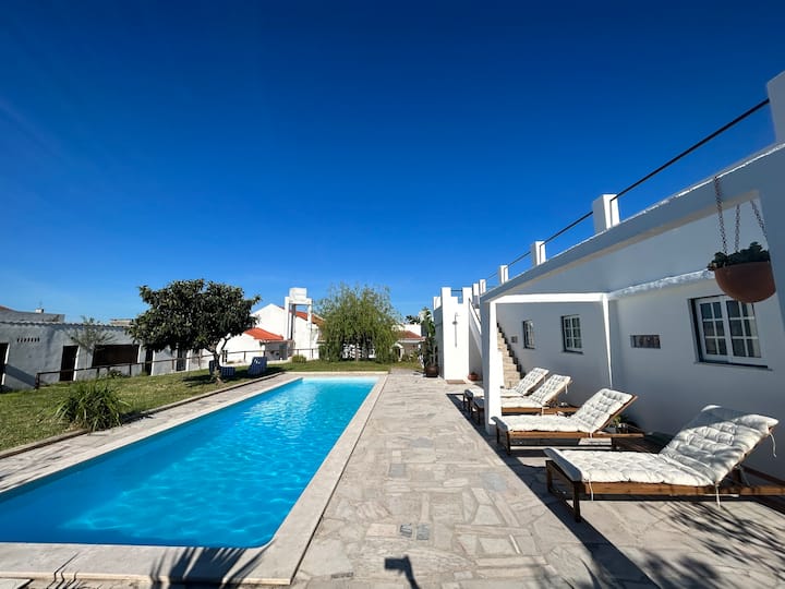 Quinta(5ch,15lits)
Piscine à Obidos - Óbidos