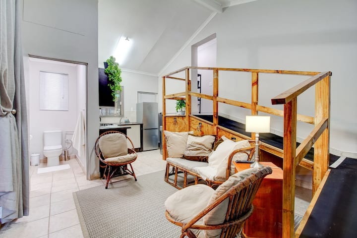 Luxury Self-catering Step-free Unit. Pets Allowed. - Pretoria